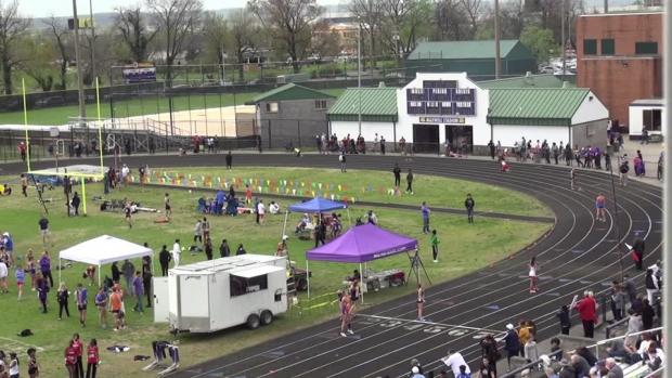 Varsity Girls 4x200 Relay Heat 1 | Johnny Conn Invitational
