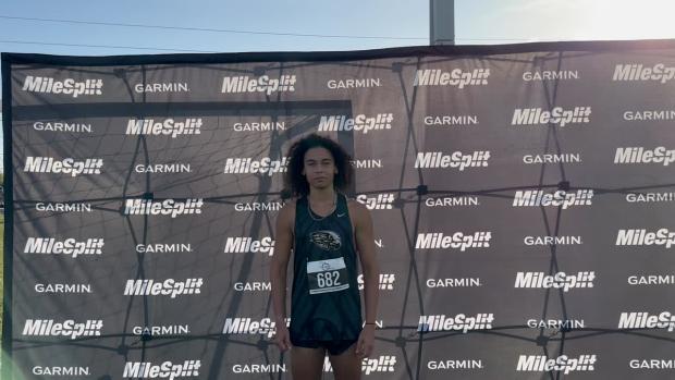 Grant Currier wins Varsity boys 4K race | Clear Falls Invitational